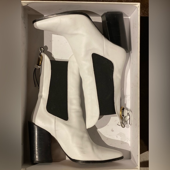 Shoes | Frame Chelsea Boots | Poshmark